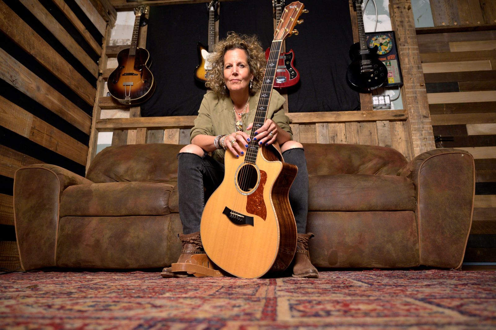 Vicki F - Definite Yes - Stereo Stickman