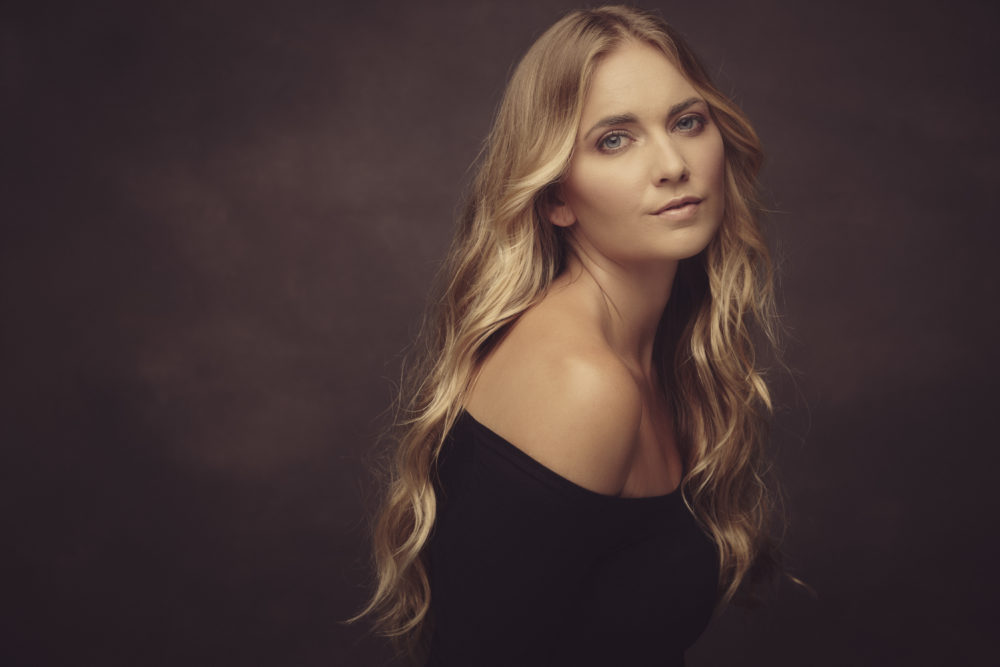 April & The Drift - Good Company - Stereo Stickman