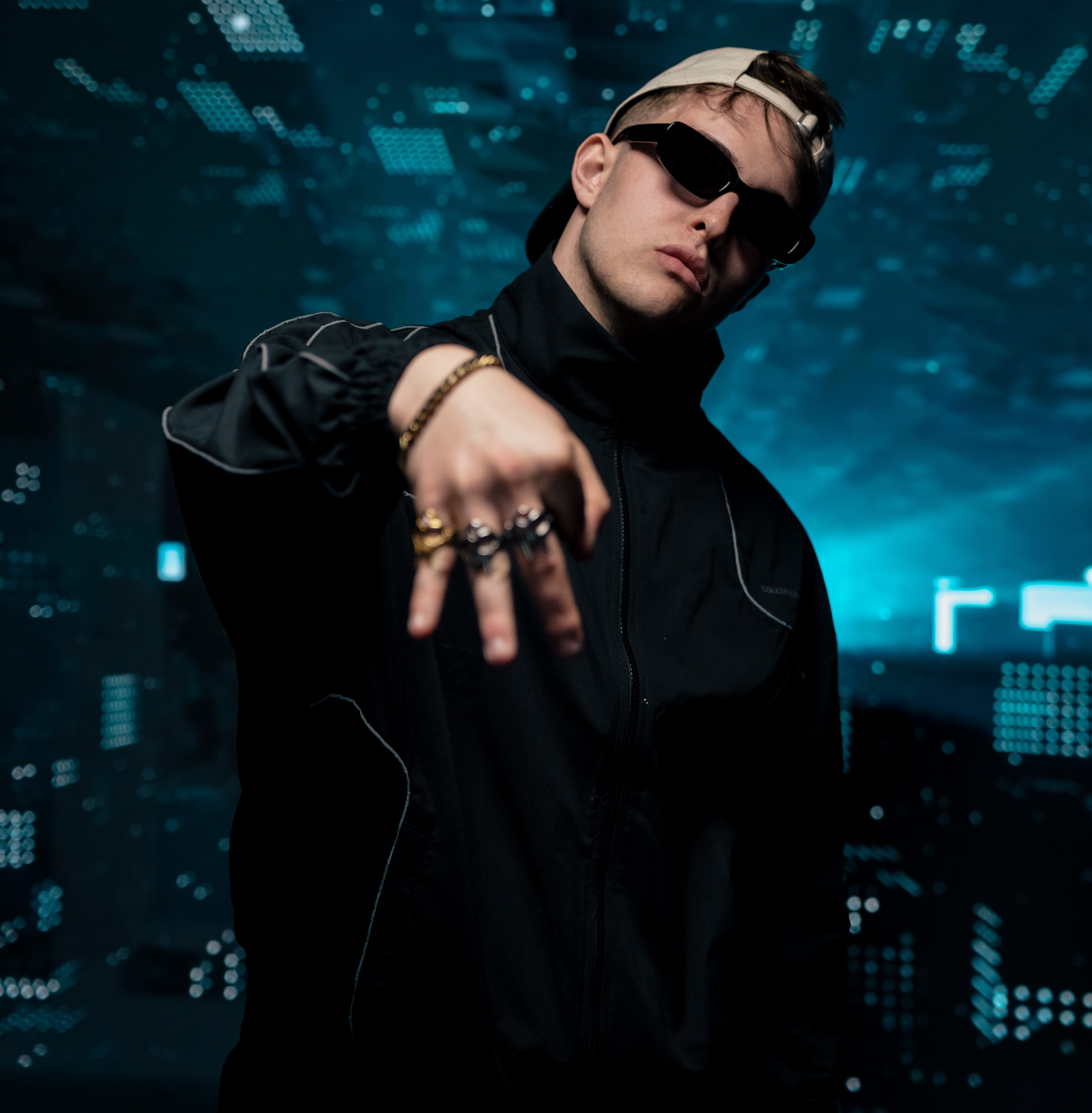 BSK - Right Groove (Official Video) - Stereo Stickman