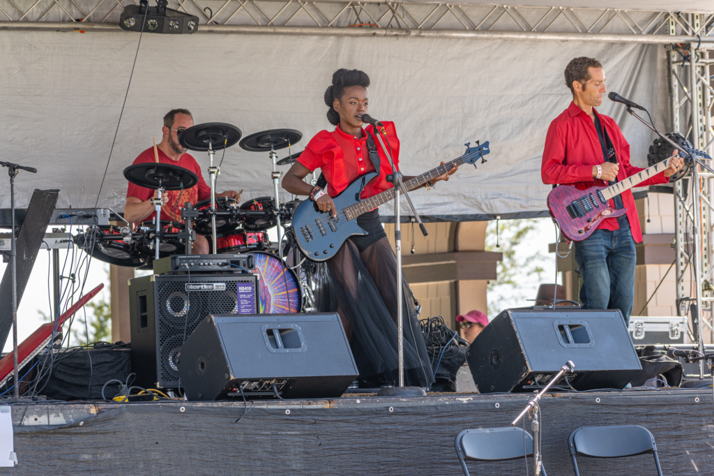 Carnival Xhibition - Baby Boomin' - Stereo Stickman