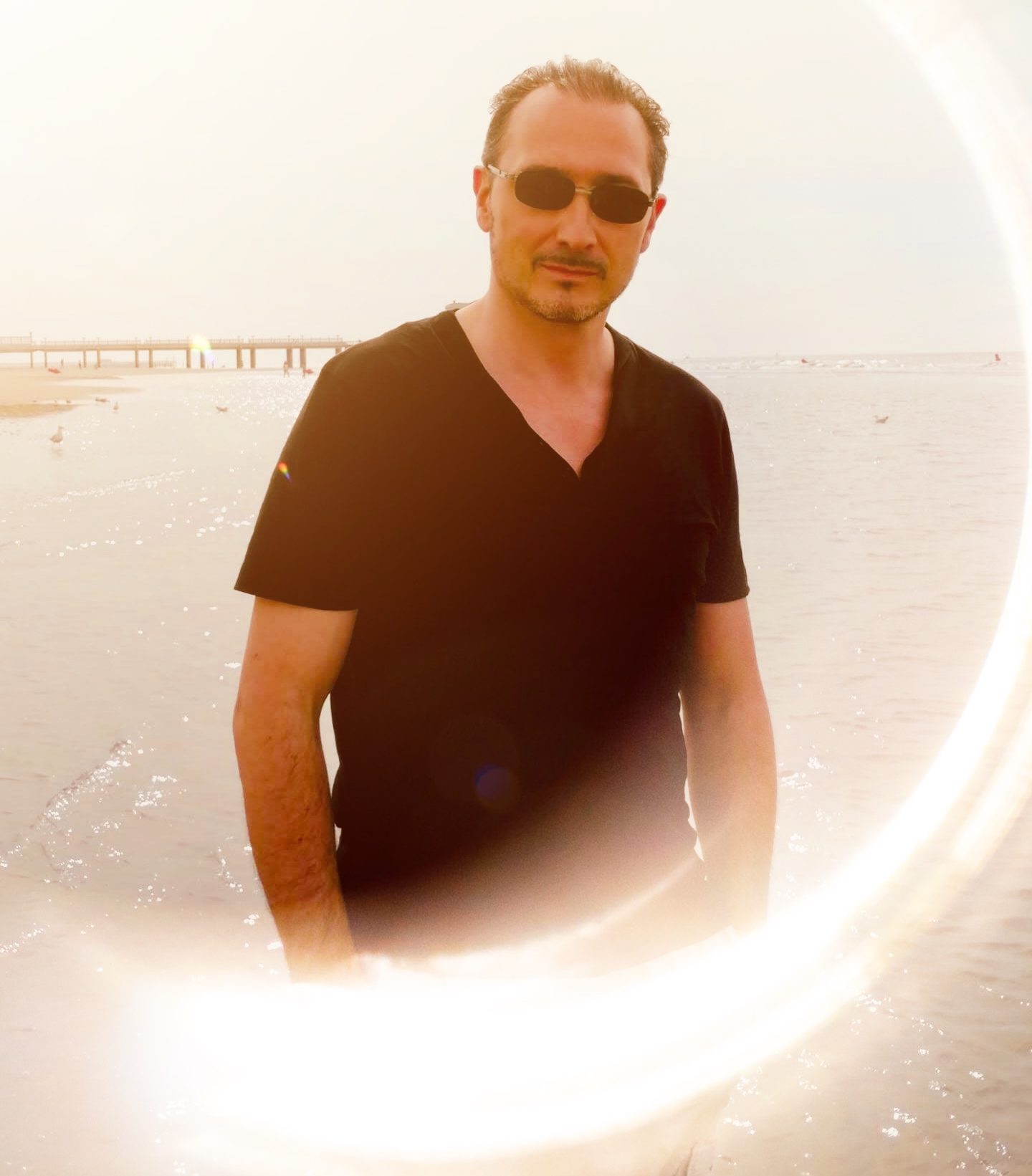 David Herreman - Whispers In The Wind - Stereo Stickman