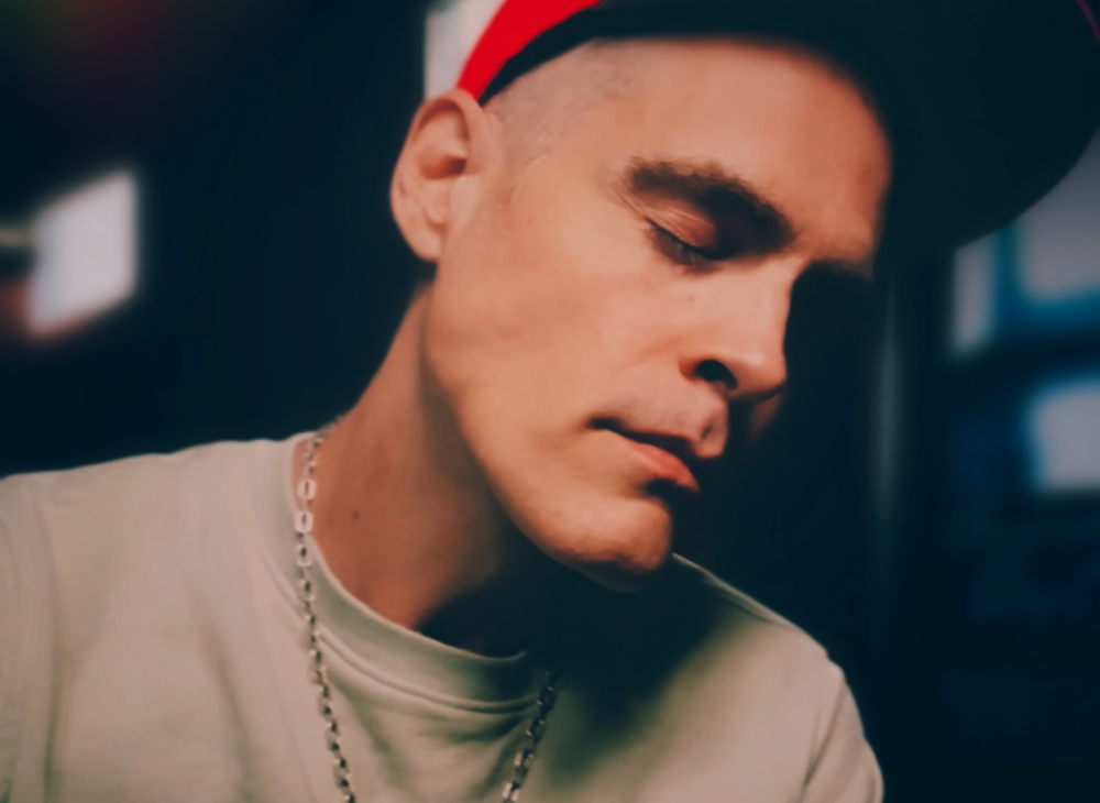 Christopher Dallman - DARK - Stereo Stickman