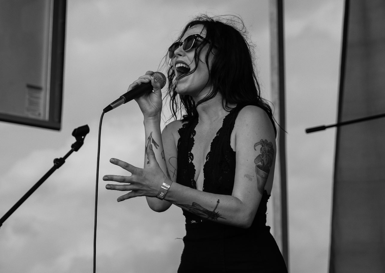 Gina Royale - Treading (Feat. Thomas Monaco) - Stereo Stickman